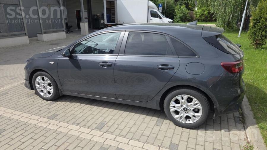 Pelēks Kia Ceed 2021 Rīga, ar dzinēja tilpumu 1.50 L un nobraukumu 47 tūkst. km par 16500 €, foto 5 vietnē AUTOMOTO.COM.LV