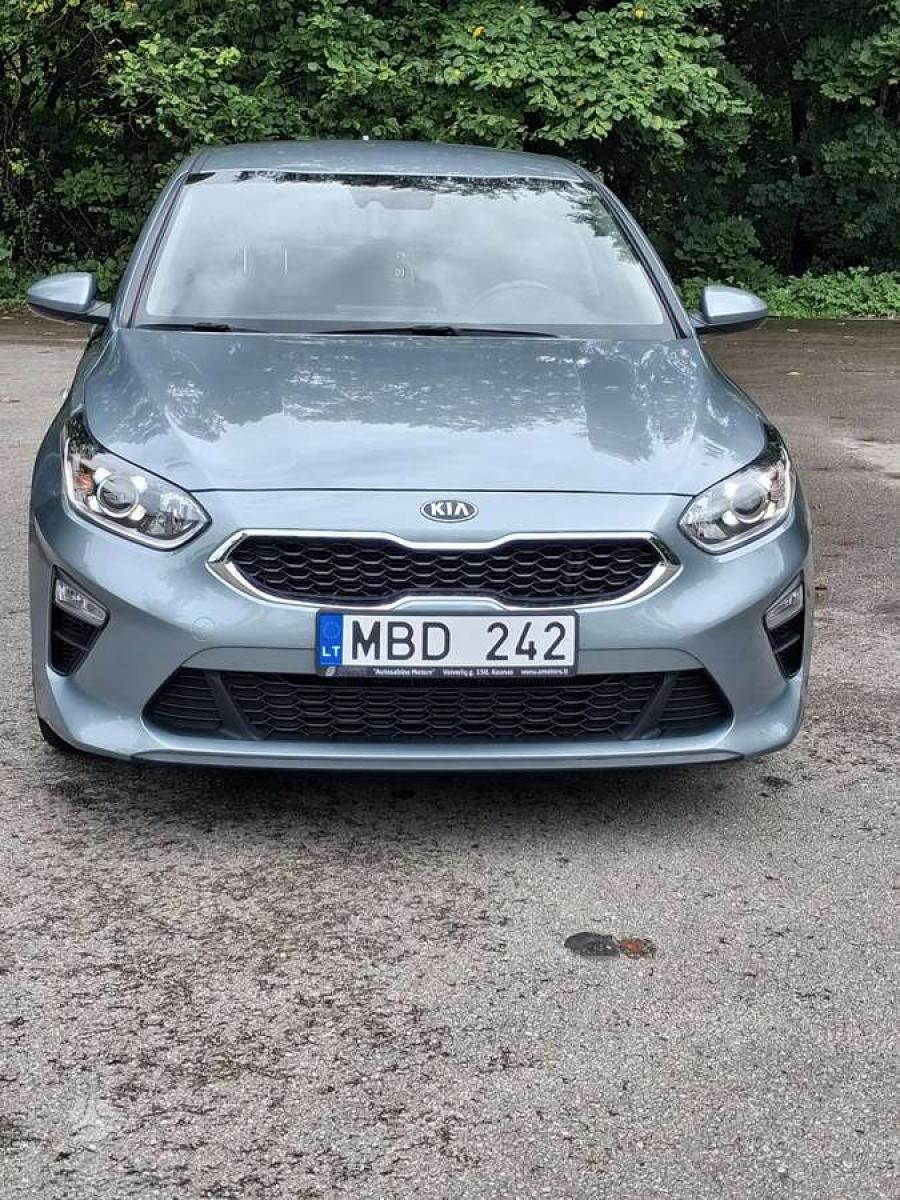 Grey Kia Ceed 2021 in Kaunas, with an engine capacity of 1.00 L and mileage of 41 thousand km for 11500 €, photo 3 on AUTOMOTO.COM.LV