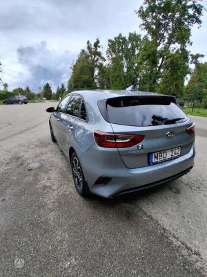 Grey Kia Ceed 2021 in Kaunas, with an engine capacity of 1.00 L and mileage of 41 thousand km for 11500 €, photo 8 on AUTOMOTO.COM.LV