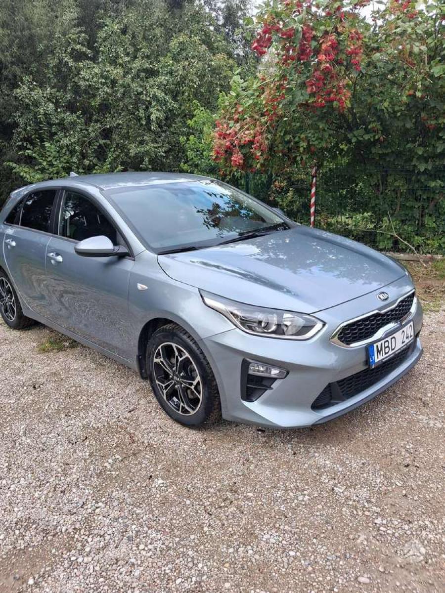 Grey Kia Ceed 2021 in Kaunas, with an engine capacity of 1.00 L and mileage of 41 thousand km for 11500 €, photo 13 on AUTOMOTO.COM.LV