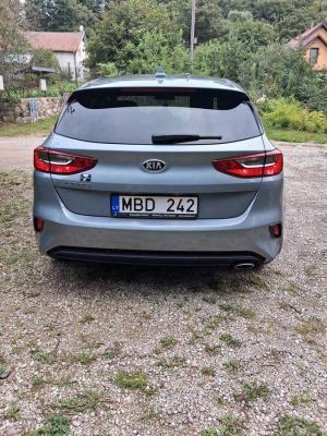Grey Kia Ceed 2021 in Kaunas, with an engine capacity of 1.00 L and mileage of 41 thousand km for 11500 €, photo 17 on AUTOMOTO.COM.LV