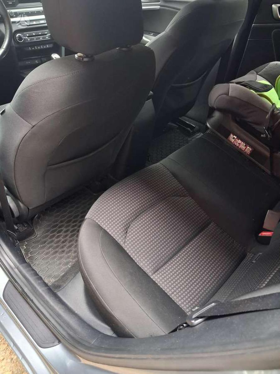 Grey Kia Ceed 2021 in Kaunas, with an engine capacity of 1.00 L and mileage of 41 thousand km for 11500 €, photo 19 on AUTOMOTO.COM.LV