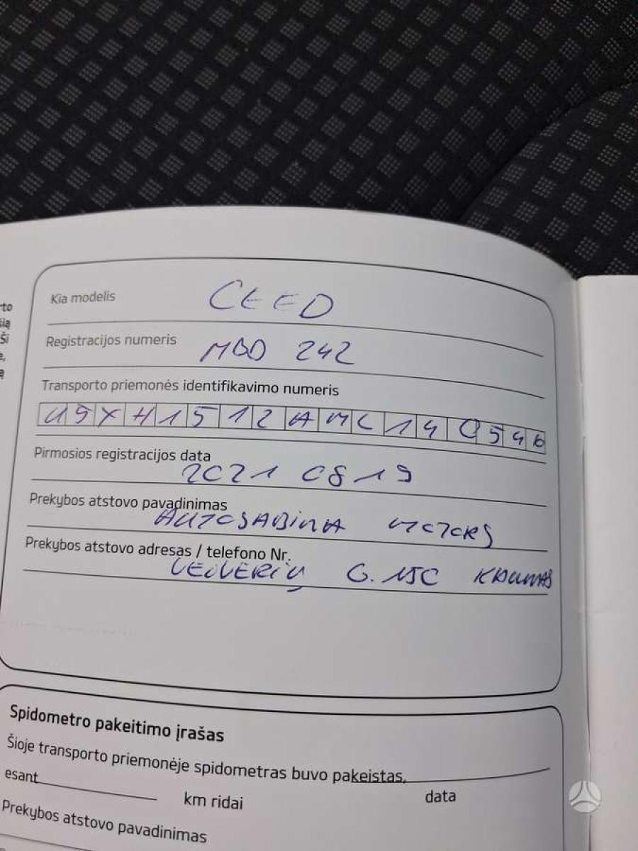 Grey Kia Ceed 2021 in Kaunas, with an engine capacity of 1.00 L and mileage of 41 thousand km for 11500 €, photo 26 on AUTOMOTO.COM.LV