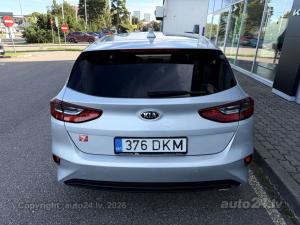 Pelēks Kia Ceed 2021 Tallina, ar dzinēja tilpumu 1.50 L un nobraukumu 83 tūkst. km par 13900 €, foto 4 vietnē AUTOMOTO.COM.LV