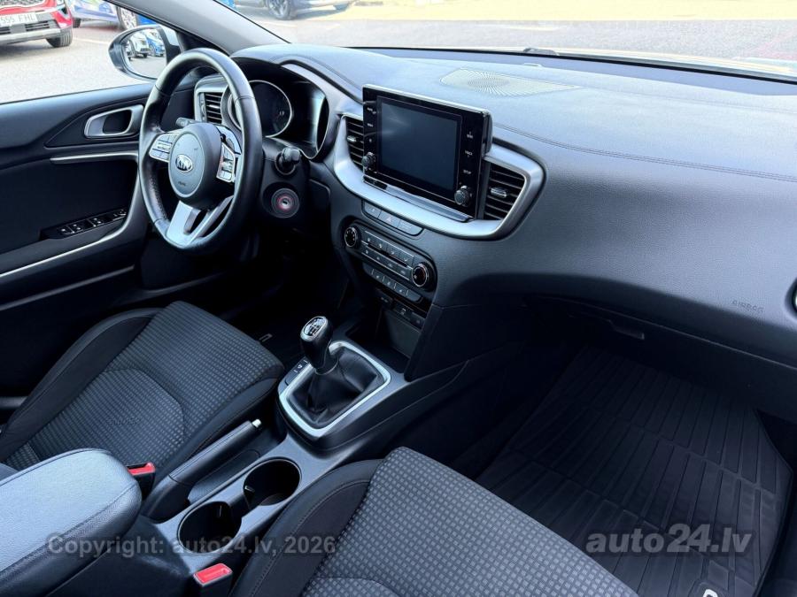 Pelēks Kia Ceed 2021 Tallina, ar dzinēja tilpumu 1.50 L un nobraukumu 83 tūkst. km par 13900 €, foto 5 vietnē AUTOMOTO.COM.LV
