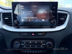 Pelēks Kia Ceed 2021 Tallina, ar dzinēja tilpumu 1.50 L un nobraukumu 83 tūkst. km par 13900 €, foto 9 vietnē AUTOMOTO.COM.LV