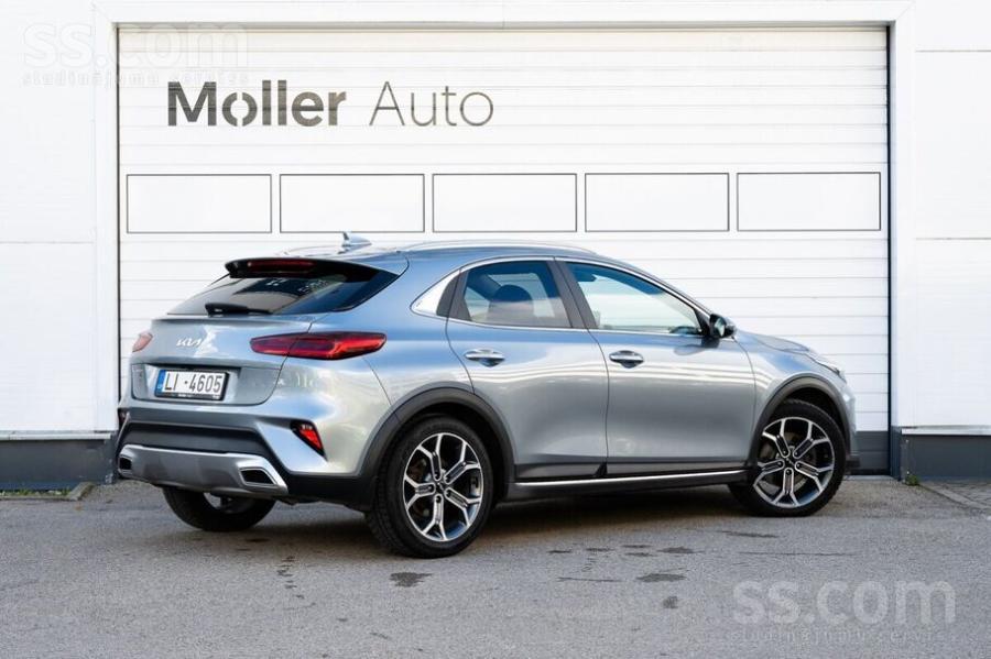 Grey Kia Ceed 2021 in Riga, with an engine capacity of 1.50 L and mileage of 144 thousand km for 13950 €, photo 4 on AUTOMOTO.COM.LV