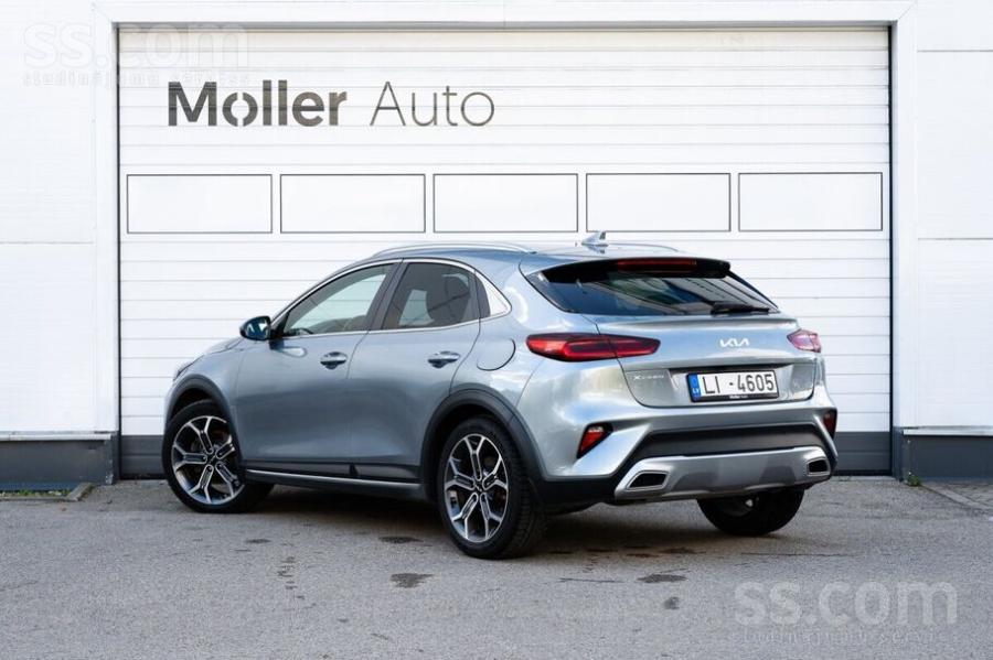 Grey Kia Ceed 2021 in Riga, with an engine capacity of 1.50 L and mileage of 144 thousand km for 13950 €, photo 5 on AUTOMOTO.COM.LV