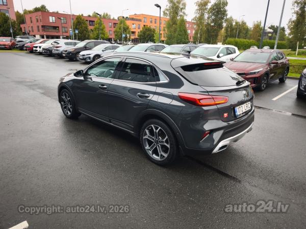 Kia Ceed 2021 Tallina vietnē Pelēks Kia Ceed 2021 Tallina, ar dzinēja tilpumu 1.50 L un nobraukumu 62 tūkst. km par 18900 €, foto 5 vietnē AUTOMOTO.COM.LV