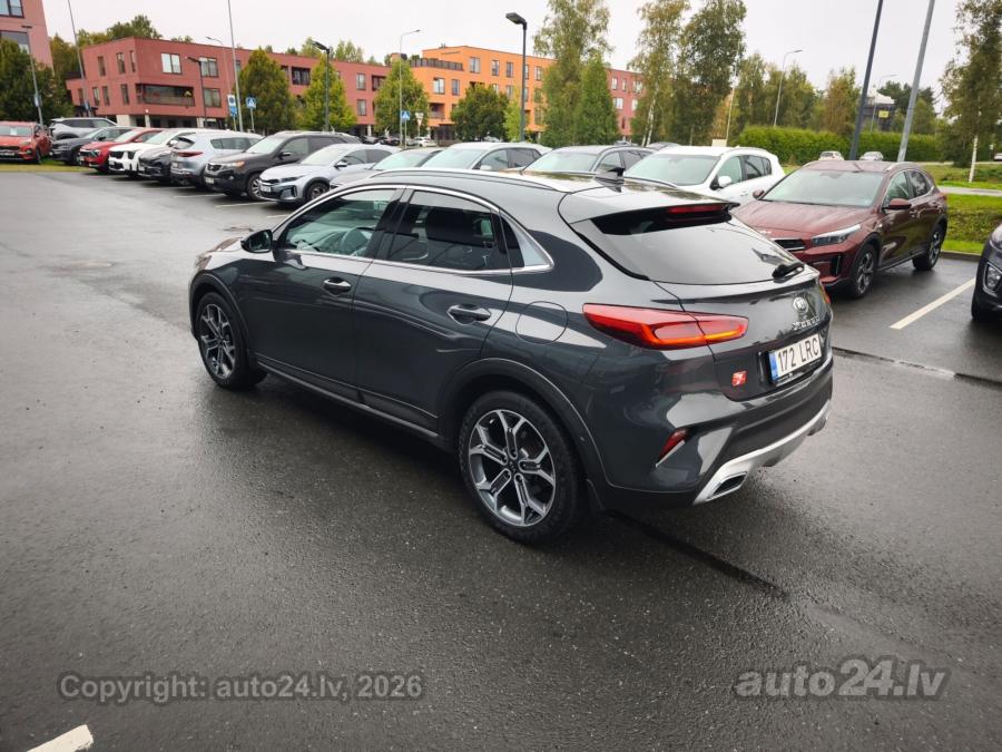Grey Kia Ceed 2021 in Tallinn, with an engine capacity of 1.50 L and mileage of 62 thousand km for 18900 €, photo 5 on AUTOMOTO.COM.LV