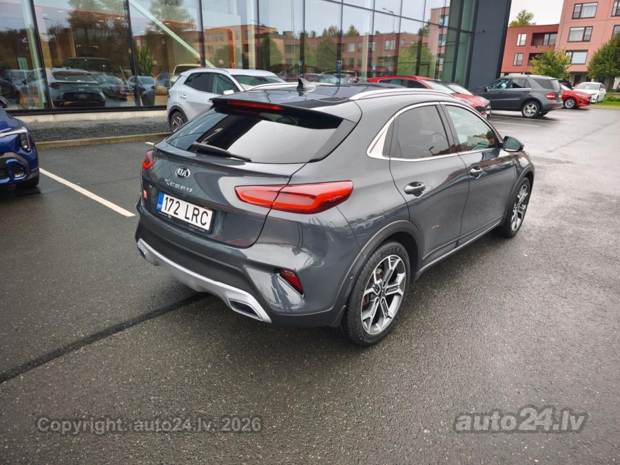 Grey Kia Ceed 2021 in Tallinn, with an engine capacity of 1.50 L and mileage of 62 thousand km for 18900 €, photo 6 on AUTOMOTO.COM.LV