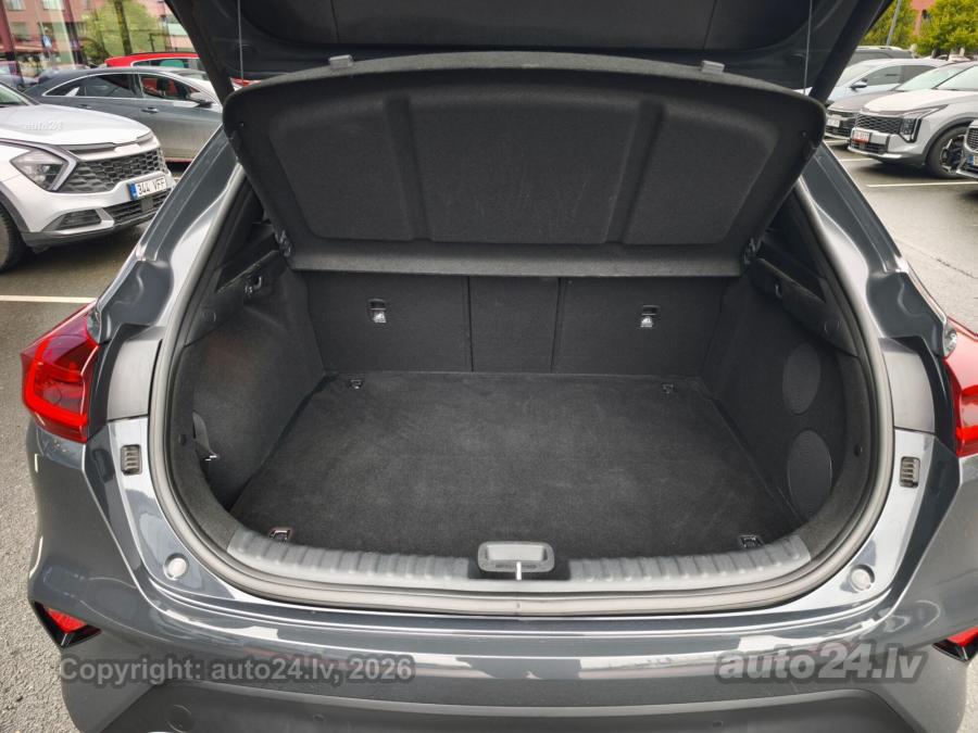 Grey Kia Ceed 2021 in Tallinn, with an engine capacity of 1.50 L and mileage of 62 thousand km for 18900 €, photo 8 on AUTOMOTO.COM.LV