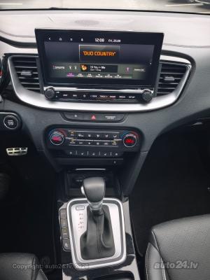 Grey Kia Ceed 2021 in Tallinn, with an engine capacity of 1.50 L and mileage of 62 thousand km for 18900 €, photo 13 on AUTOMOTO.COM.LV