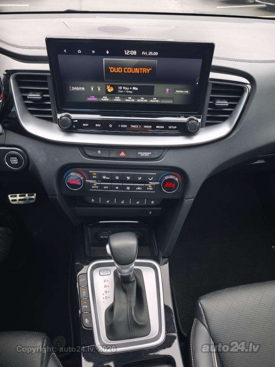 Grey Kia Ceed 2021 in Tallinn, with an engine capacity of 1.50 L and mileage of 62 thousand km for 18900 €, photo 13 on AUTOMOTO.COM.LV