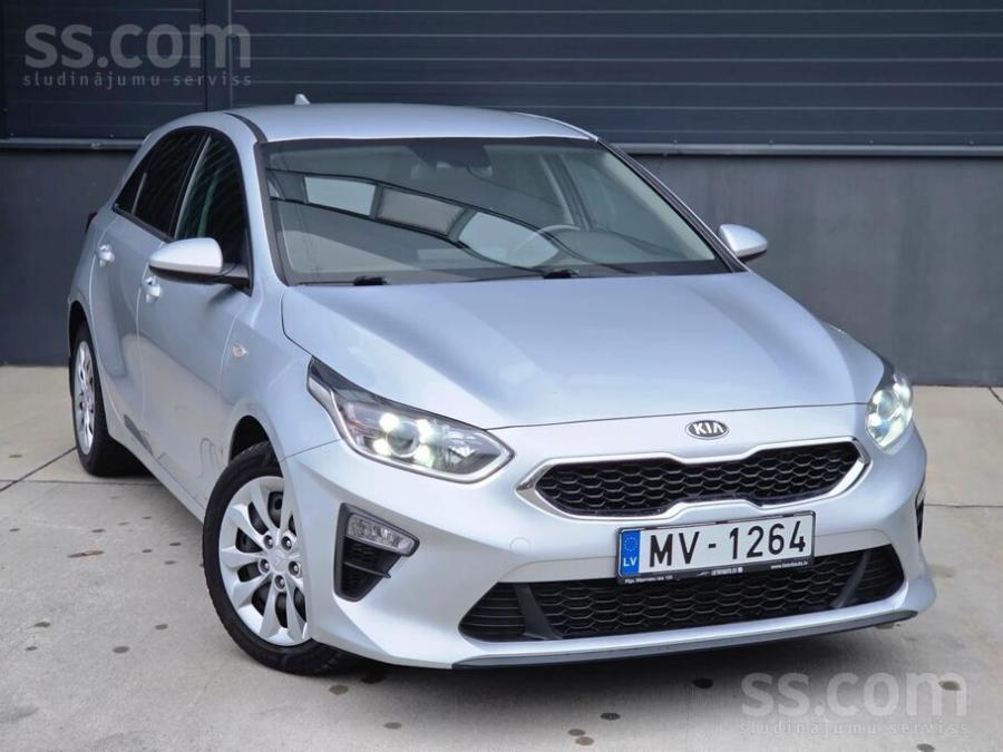 Grey Kia Ceed 2021 in Riga, with an engine capacity of 1.60 L and mileage of 152 thousand km for 9600 €, photo 3 on AUTOMOTO.COM.LV