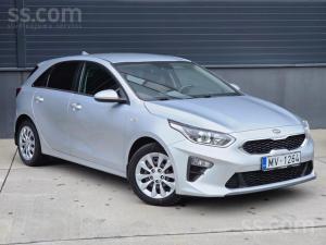 Grey Kia Ceed 2021 in Riga, with an engine capacity of 1.60 L and mileage of 152 thousand km for 9600 €, photo 5 on AUTOMOTO.COM.LV