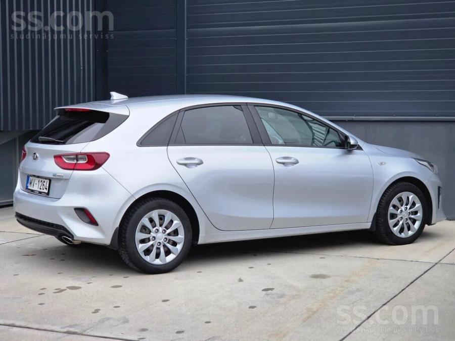 Grey Kia Ceed 2021 in Riga, with an engine capacity of 1.60 L and mileage of 152 thousand km for 9600 €, photo 15 on AUTOMOTO.COM.LV