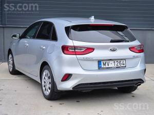 Grey Kia Ceed 2021 in Riga, with an engine capacity of 1.60 L and mileage of 152 thousand km for 9600 €, photo 19 on AUTOMOTO.COM.LV