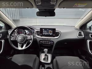 Grey Kia Ceed 2021 in Riga, with an engine capacity of 1.60 L and mileage of 152 thousand km for 9600 €, photo 26 on AUTOMOTO.COM.LV