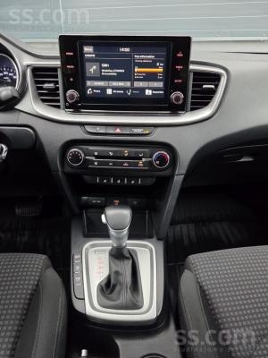 Grey Kia Ceed 2021 in Riga, with an engine capacity of 1.60 L and mileage of 152 thousand km for 9600 €, photo 30 on AUTOMOTO.COM.LV