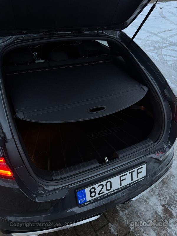 Grey Kia Ceed 2022 in Rakvere, with an engine capacity of 1.50 L and mileage of 46 thousand km for 23600 €, photo 11 on AUTOMOTO.COM.LV