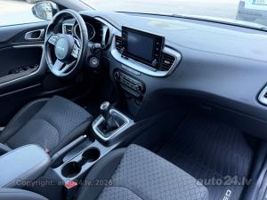 Pelēks Kia Ceed 2022 Tallina, ar dzinēja tilpumu 1.50 L un nobraukumu 61 tūkst. km par 14900 €, foto 5 vietnē AUTOMOTO.COM.LV