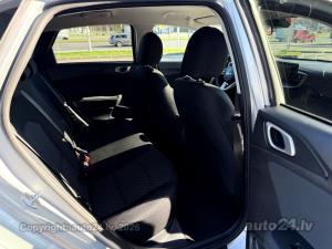 Pelēks Kia Ceed 2022 Tallina, ar dzinēja tilpumu 1.50 L un nobraukumu 68 tūkst. km par 14900 €, foto 6 vietnē AUTOMOTO.COM.LV