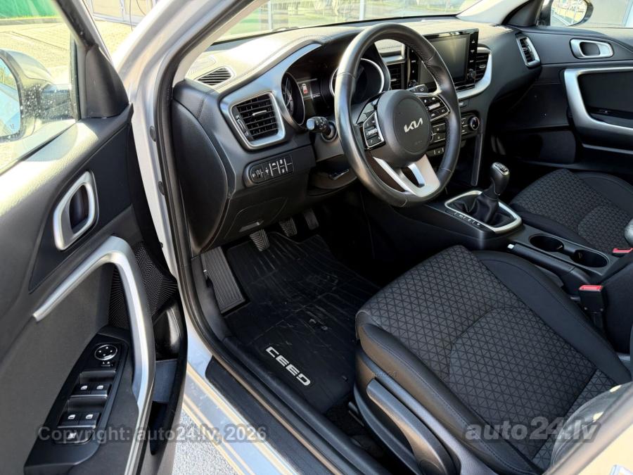 Pelēks Kia Ceed 2022 Tallina, ar dzinēja tilpumu 1.50 L un nobraukumu 68 tūkst. km par 14900 €, foto 8 vietnē AUTOMOTO.COM.LV