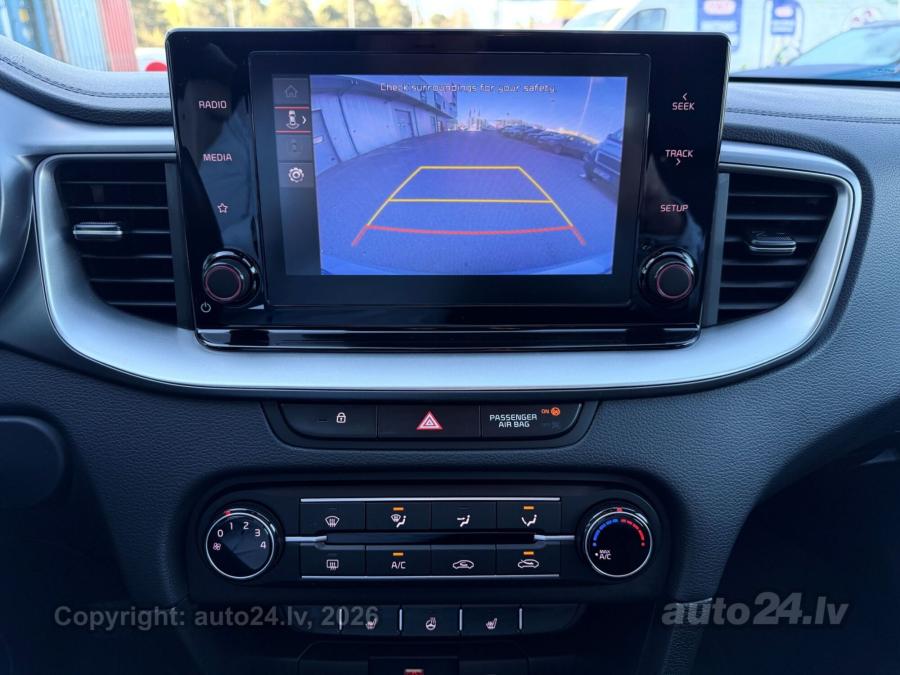 Pelēks Kia Ceed 2022 Tallina, ar dzinēja tilpumu 1.50 L un nobraukumu 68 tūkst. km par 14900 €, foto 10 vietnē AUTOMOTO.COM.LV