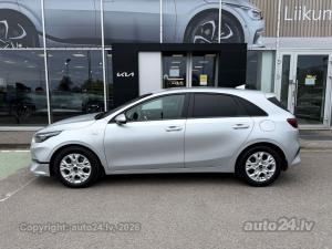 Pelēks Kia Ceed 2022 Tallina, ar dzinēja tilpumu 1.50 L un nobraukumu 86 tūkst. km par 13900 €, foto 3 vietnē AUTOMOTO.COM.LV