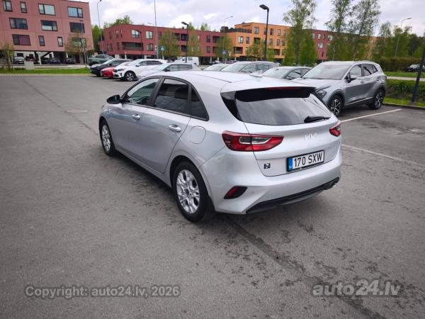 Pelēks Kia Ceed 2022 Tallina, ar dzinēja tilpumu 1.50 L un nobraukumu 84 tūkst. km par 14400 €, foto 4 vietnē AUTOMOTO.COM.LV