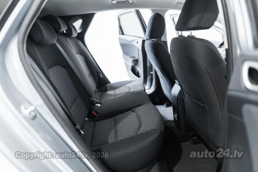 Grey Kia Ceed 2022 in Tallinn, with an engine capacity of 1.50 L and mileage of 5 thousand km for 17990 €, photo 16 on AUTOMOTO.COM.LV