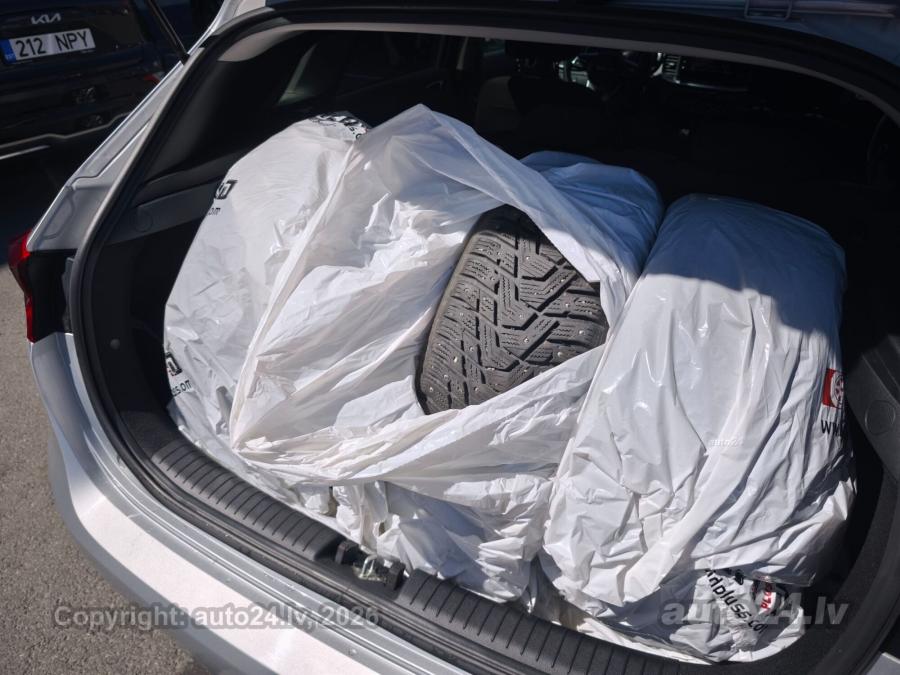 Pelēks Kia Ceed 2022 Tallina, ar dzinēja tilpumu 1.50 L un nobraukumu 74 tūkst. km par 13900 €, foto 7 vietnē AUTOMOTO.COM.LV
