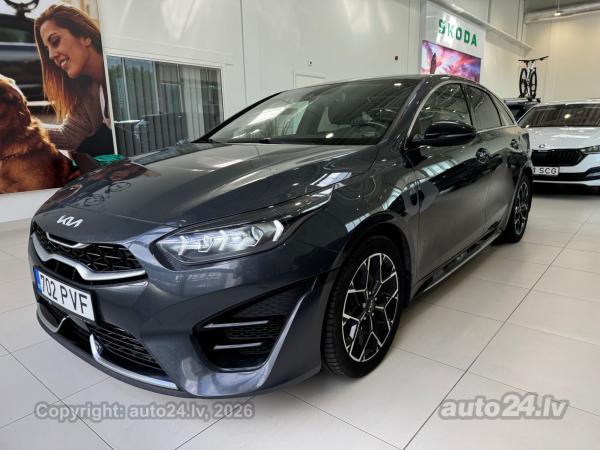 Grey Kia Ceed 2022 in Paide, with an engine capacity of 1.50 L and mileage of 141 thousand km for 19200 €, photo 1 on AUTOMOTO.COM.LV