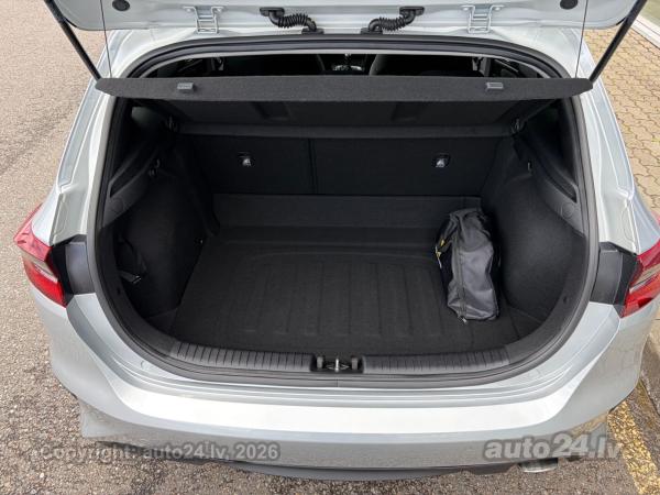 Grey Kia Ceed 2022 in Tallinn, with an engine capacity of 1.50 L and mileage of 66 thousand km for 14900 €, photo 6 on AUTOMOTO.COM.LV