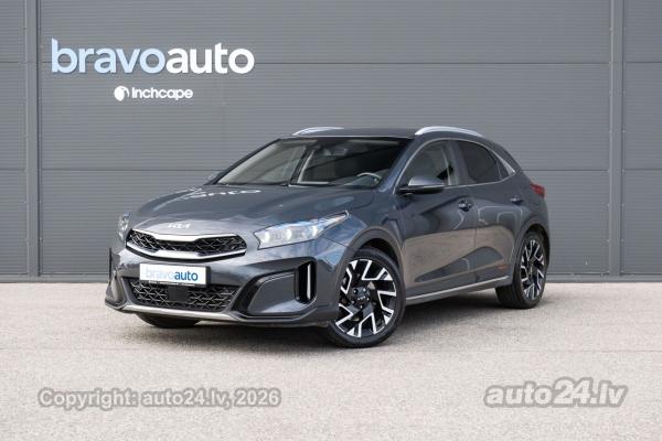 Grey Kia Ceed 2022 in Tartu, with an engine capacity of 1.50 L and mileage of 64 thousand km for 21900 €, photo 1 on AUTOMOTO.COM.LV