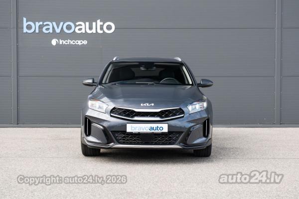 Grey Kia Ceed 2022 in Tartu, with an engine capacity of 1.50 L and mileage of 64 thousand km for 21900 €, photo 2 on AUTOMOTO.COM.LV