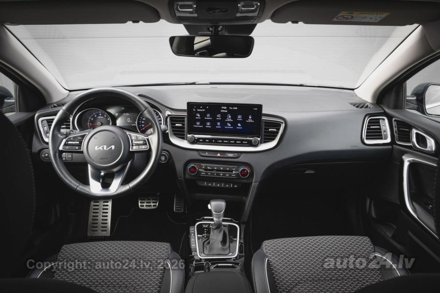 Grey Kia Ceed 2022 in Tartu, with an engine capacity of 1.50 L and mileage of 64 thousand km for 21900 €, photo 10 on AUTOMOTO.COM.LV