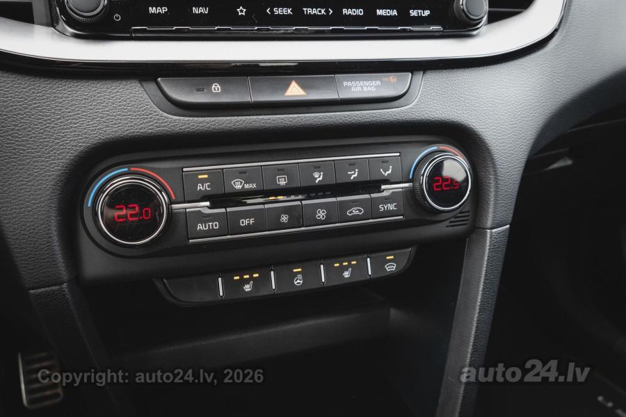 Grey Kia Ceed 2022 in Tartu, with an engine capacity of 1.50 L and mileage of 64 thousand km for 21900 €, photo 21 on AUTOMOTO.COM.LV