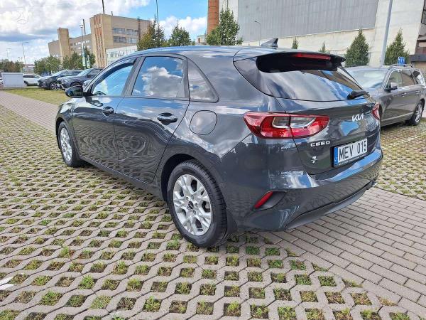 Киа Сид 2022 в Каунас на AUTOMOTO.COM.LV Серый Киа Сид 2022 в Каунас, объемом двигателя 1.00 л и пробегом 69 тыс. км за 10700 €, фото 6 на AUTOMOTO.COM.LV