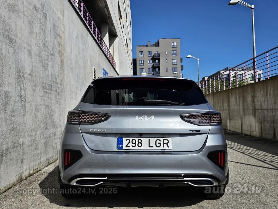 Pelēks Kia Ceed 2022 Tallina, ar dzinēja tilpumu 1.50 L un nobraukumu 52 tūkst. km par 23590 €, foto 6 vietnē AUTOMOTO.COM.LV