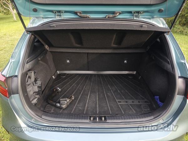 Pelēks Kia Ceed 2022 Tartu, ar dzinēja tilpumu 1.50 L un nobraukumu 99 tūkst. km par 14500 €, foto 10 vietnē AUTOMOTO.COM.LV