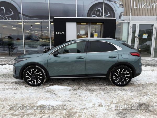 Pelēks Kia Ceed 2023 Tallina, ar dzinēja tilpumu 1.50 L un nobraukumu 172 tūkst. km par 19900 €, foto 2 vietnē AUTOMOTO.COM.LV