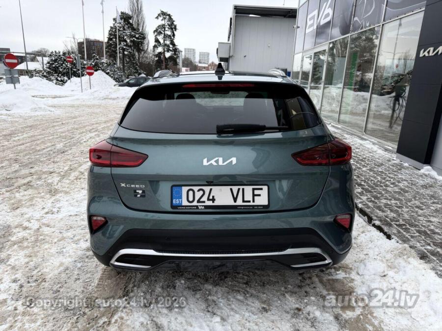 Pelēks Kia Ceed 2023 Tallina, ar dzinēja tilpumu 1.50 L un nobraukumu 172 tūkst. km par 19900 €, foto 3 vietnē AUTOMOTO.COM.LV