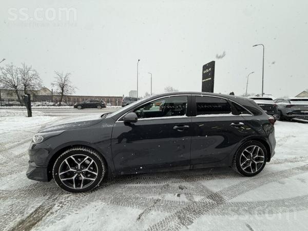 Grey Kia Ceed 2023 in Jelgava, with an engine capacity of 1.50 L and mileage of 90 thousand km for 16200 €, photo 4 on AUTOMOTO.COM.LV