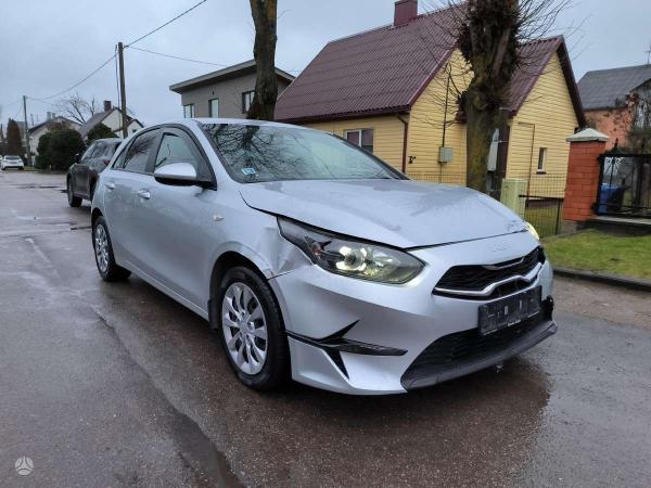 Pelēks Kia Ceed 2023 Šauļi, ar dzinēja tilpumu 1.60 L un nobraukumu 56 tūkst. km par 7900 €, foto 1 vietnē AUTOMOTO.COM.LV