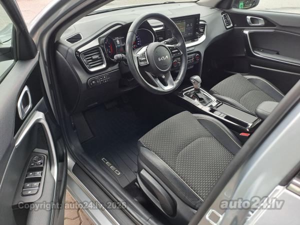 Grey Kia Ceed 2023 in Tartu, with an engine capacity of 1.60 L and mileage of 124 thousand km for 15490 €, photo 4 on AUTOMOTO.COM.LV