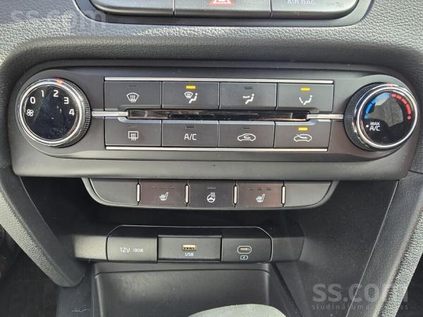 Pelēks Kia Ceed 2023 Ventspils, ar dzinēja tilpumu 1.60 L un nobraukumu 65 tūkst. km par 15450 €, foto 5 vietnē AUTOMOTO.COM.LV