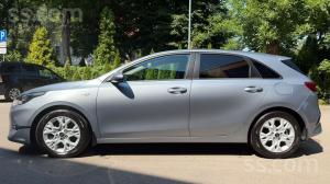Pelēks Kia Ceed 2023 Rīga, ar dzinēja tilpumu 1.50 L un nobraukumu 66 tūkst. km par 15700 €, foto  vietnē AUTOMOTO.COM.LV