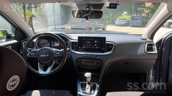 Pelēks Kia Ceed 2023 Rīga, ar dzinēja tilpumu 1.50 L un nobraukumu 66 tūkst. km par 15700 €, foto 5 vietnē AUTOMOTO.COM.LV